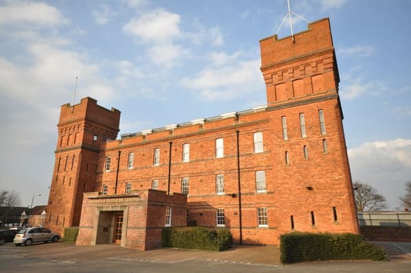 Things to Do in Pontefract: From Medieval History to Modern Delights